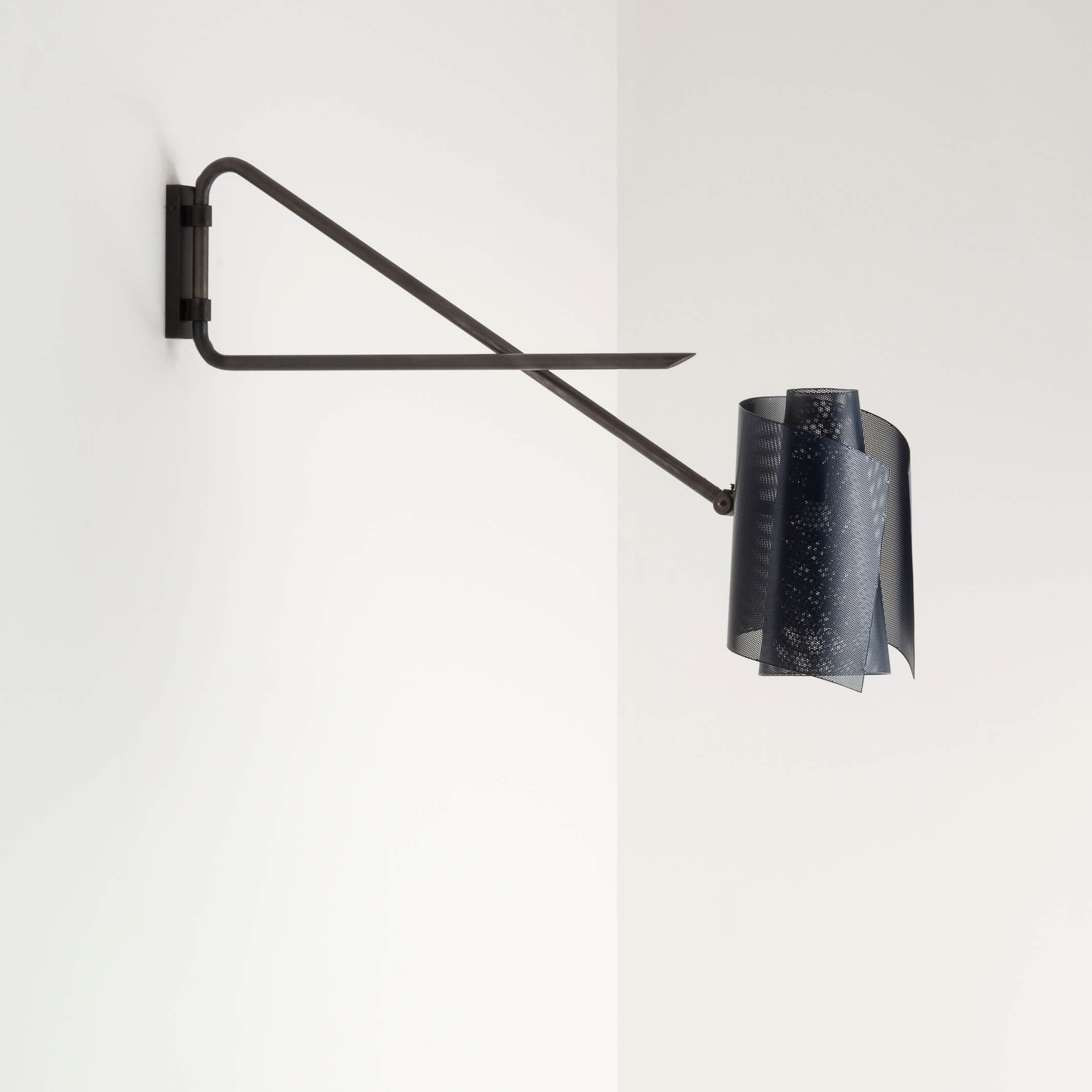 Laura – Pierre Yovanovitch | Interior Architecture and Furniture